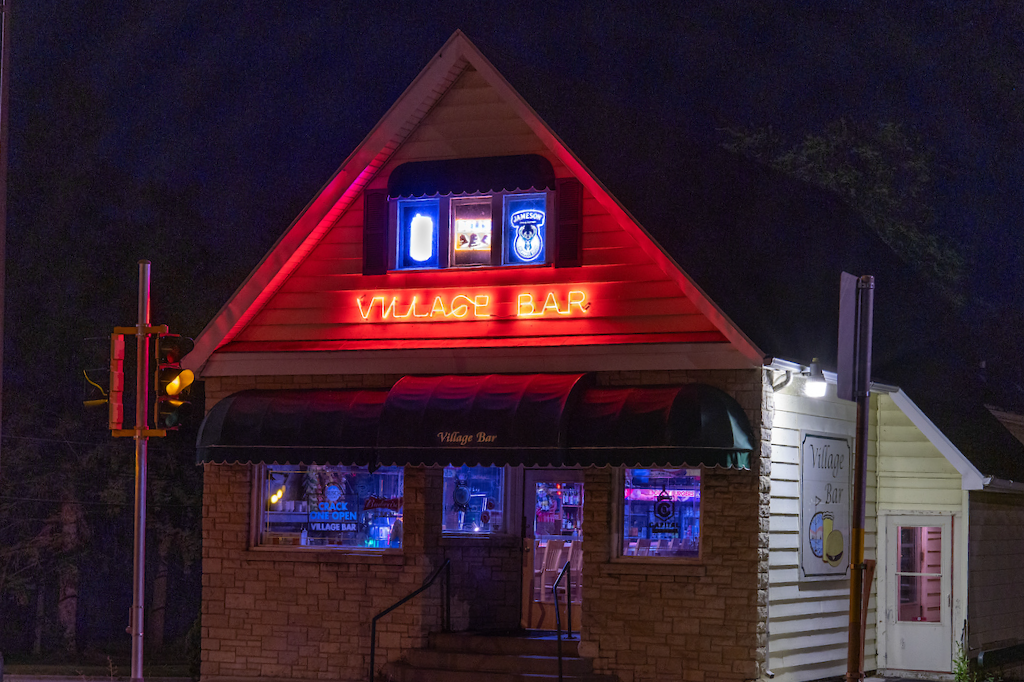 Neon Walking Tour – UW-MADISON GLASS LAB – UW–Madison